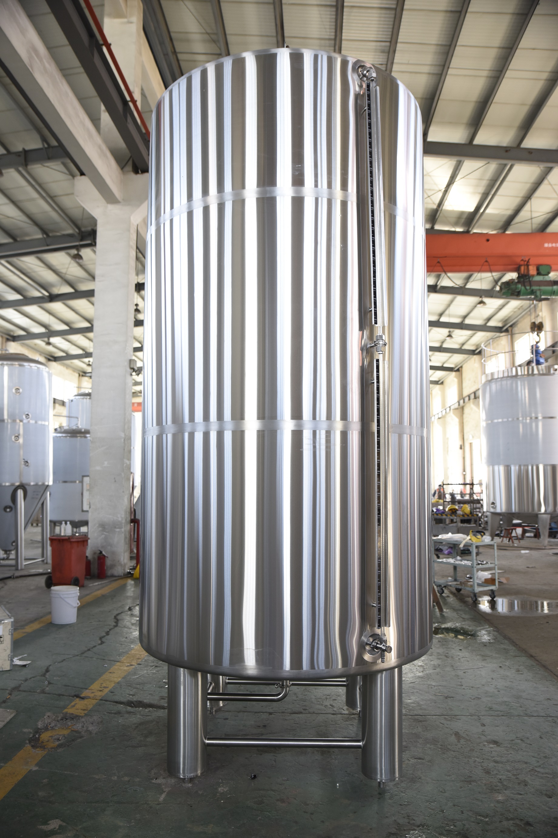 hot liquor tank, cold liquor tank, hot water tank, beer brewing system ...