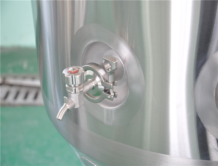 beer fermenters, jacketed beer fermenters, beer fermentation tanks ...