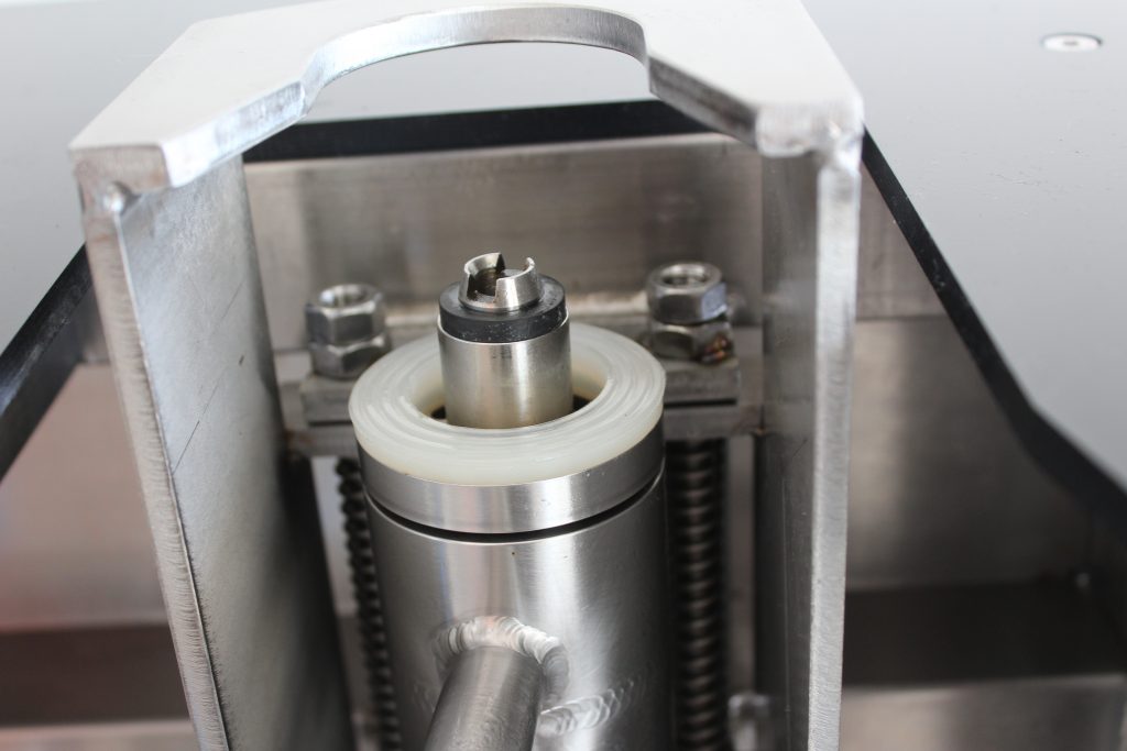 keg washer, keg washing machine, keg cleaning machine, keg washer machine