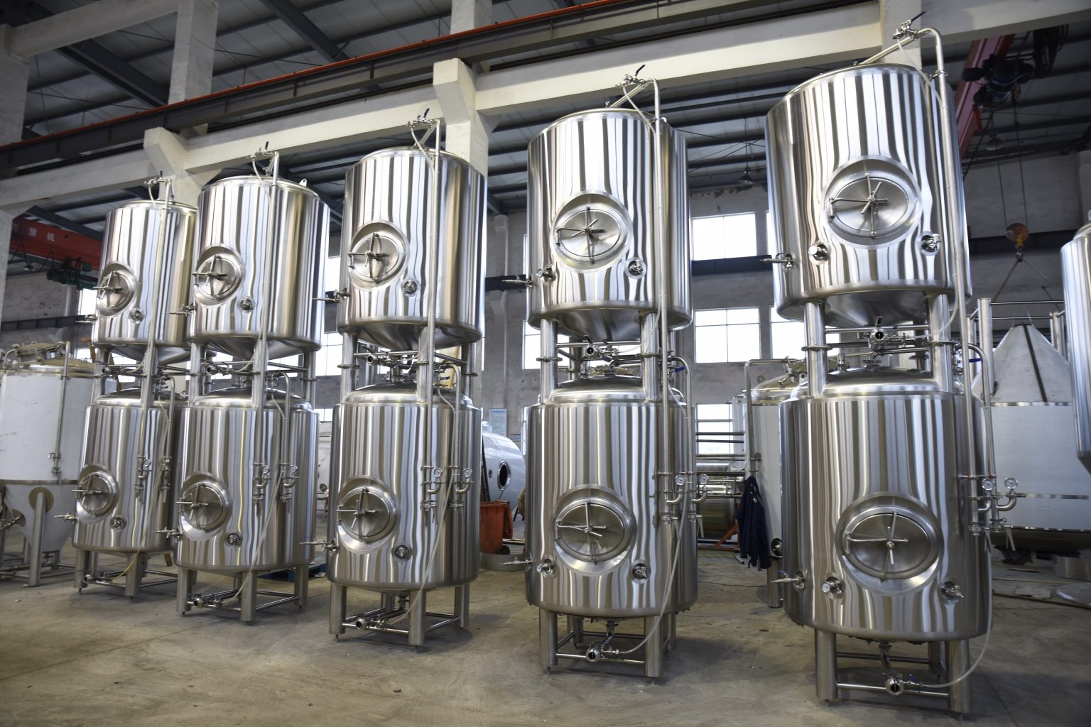 Stackable Beer Lagering Tanks