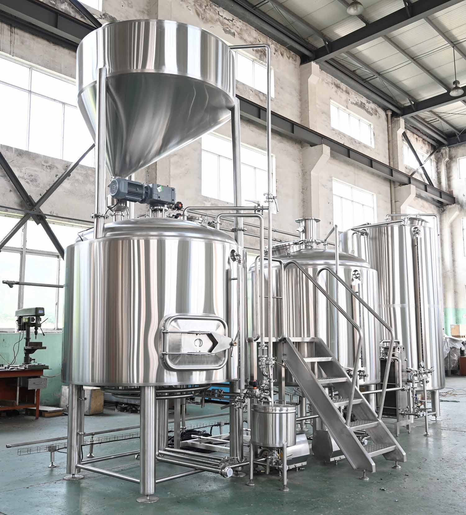 brewhouse, brew house, brewhouse vessel, mash tank, mash tun, brew ...