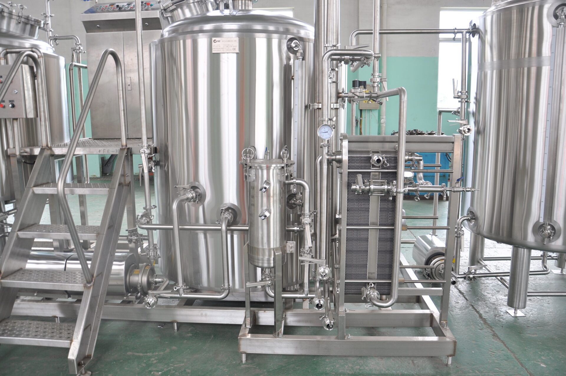 brewhouse, brew house, brewhouse vessel, mash tank, mash tun, brew ...