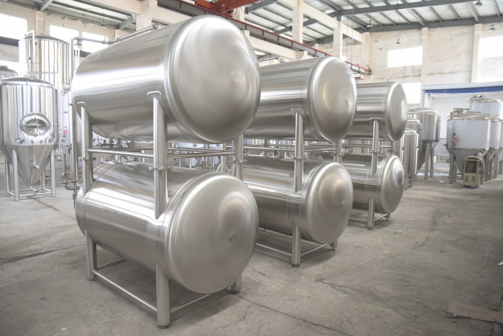 stacked horizontal lagering tank, lagering tank, horizontal tank ...